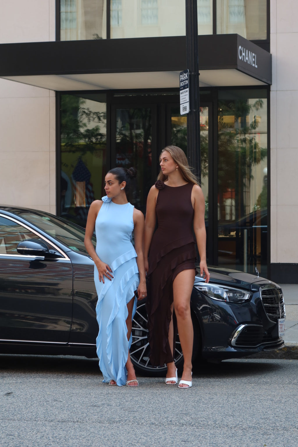 LIT Boutique a curation of the latest trends.